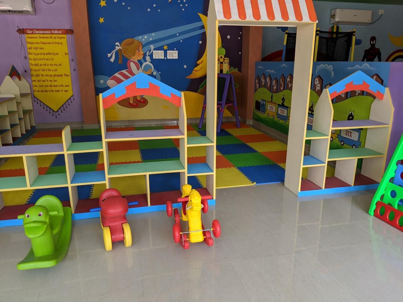 EDUCARE EM SCHOOL